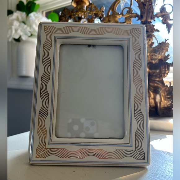Vintage | Accents | Vintage Tongagrafics Porcelain Picture Frame White ...